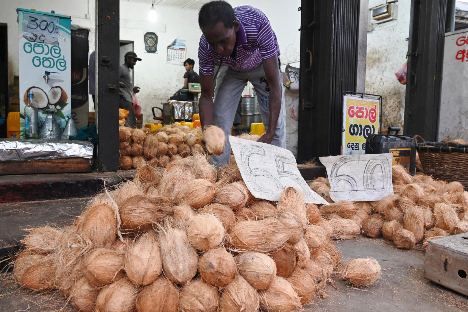 Non, le jus de noix de coco chaud ne tue pas les cellules cancéreuses ...